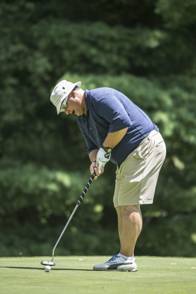 Finsterle leads senior championship after first round - Herald-Standard
